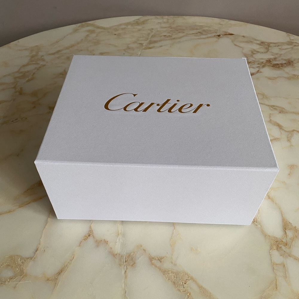 Cartier White Gift Box With Gold Signature New - Gem
